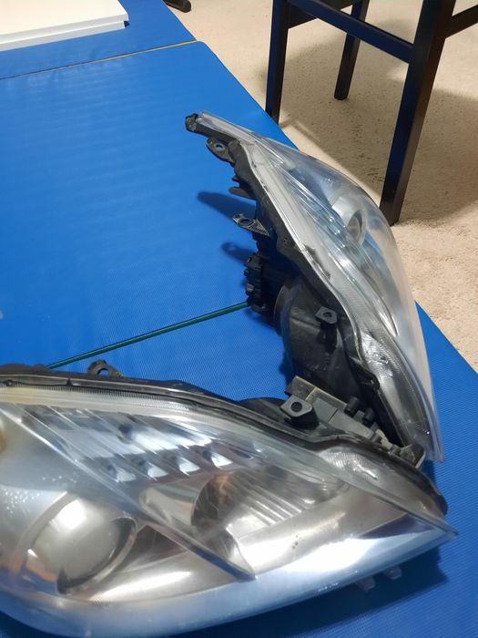 Ati gasit in sfarsit far stanga pt auto dvs Toyota Prius 3 Drumul ...