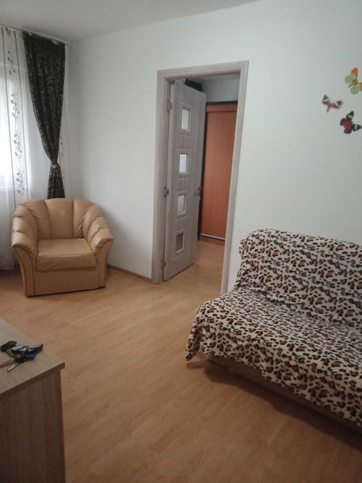 Apartament cu 2 camere in Micro 40, etaj 1, renovat, Galati • OLX.ro
