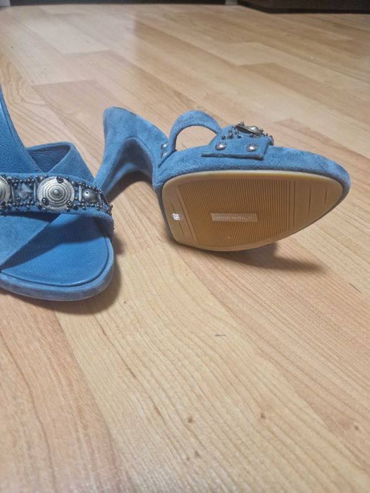 Vand pantofi de vara Giuseppe Zanotti Bucuresti Sectorul 2 • OLX.ro
