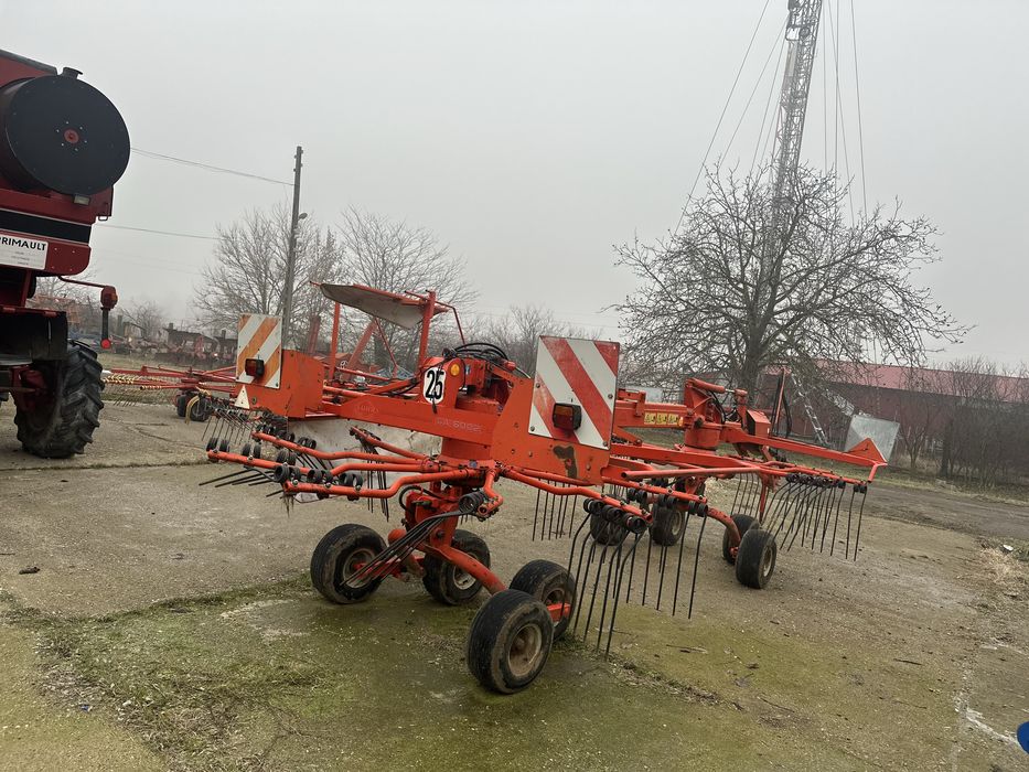 Grebla Kuhn GA6002 Felnac • OLX.ro