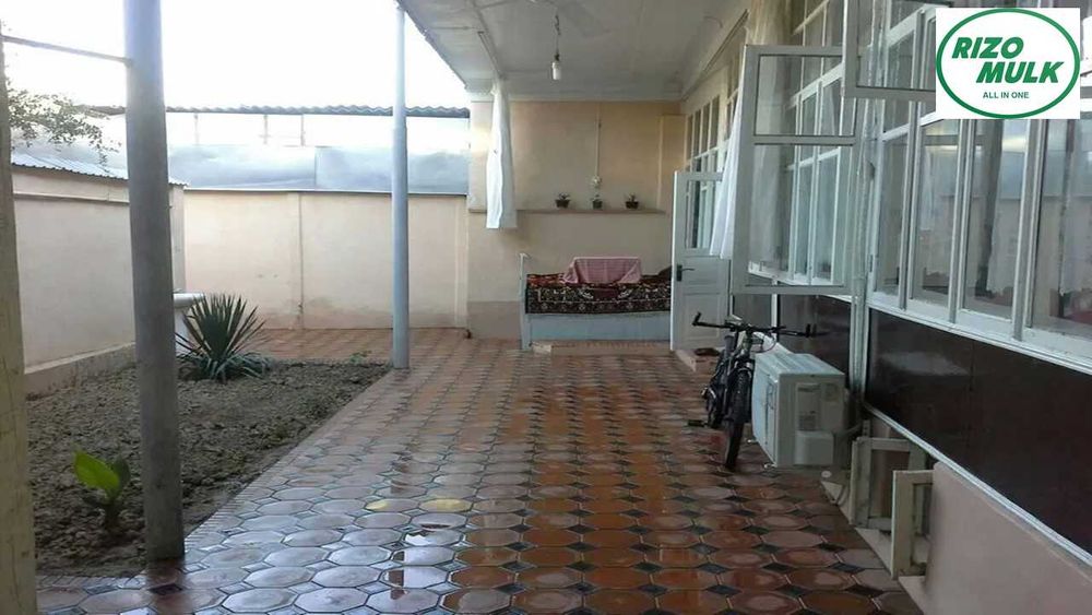 Учтепа тумани Литературнийда ховли сотилади. NR494/54: 123 000 у.е. - Продажа Ташкент на Olx