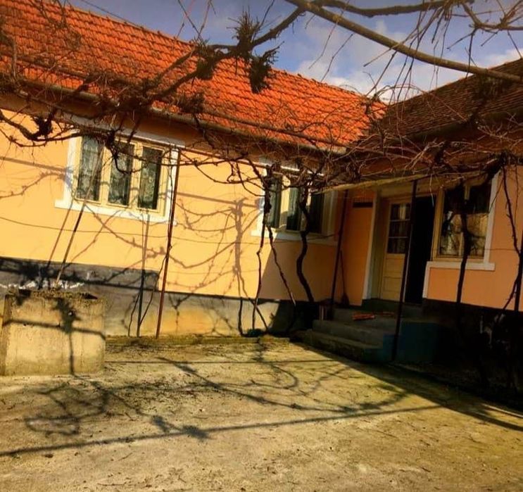 Casă de vânzare comuna Uileacul de Beius sat Forău Județul Bihor Beius ...