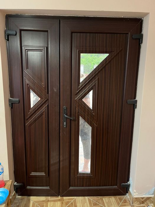 Usa intrare termopan Mahon 208/142 Zalau • OLX.ro