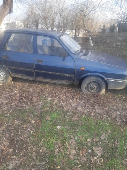 Dacia 2001 pt rabla Floresti-Stoenesti • OLX.ro