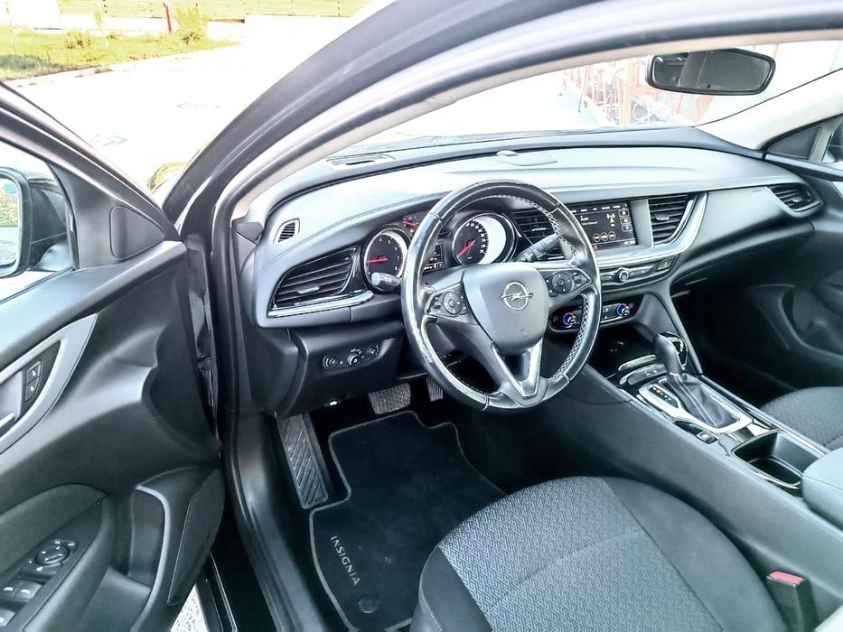 Opel insignia benzina Automata 2019 Palazu Mare • OLX.ro