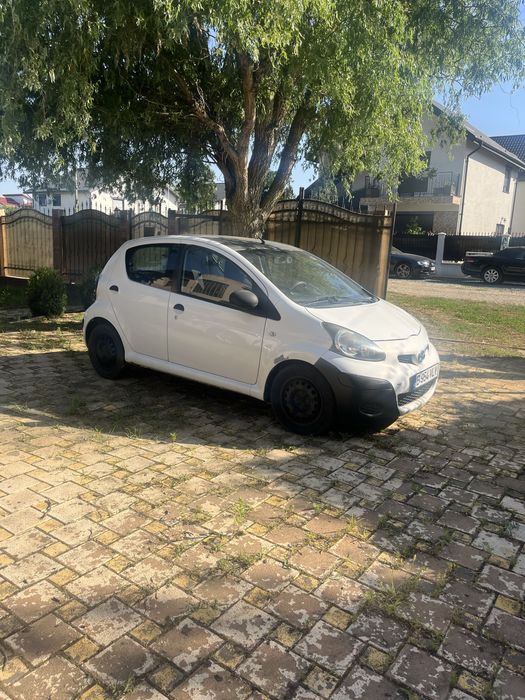 Toyota Aygo 2012 Postavari • OLX.ro