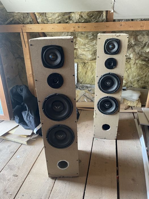 Vând/schimb boxe Tecuci • OLX.ro