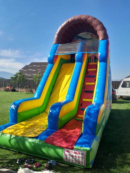 Inchiriez tobogan / topogan gonflabil Brasov • OLX.ro