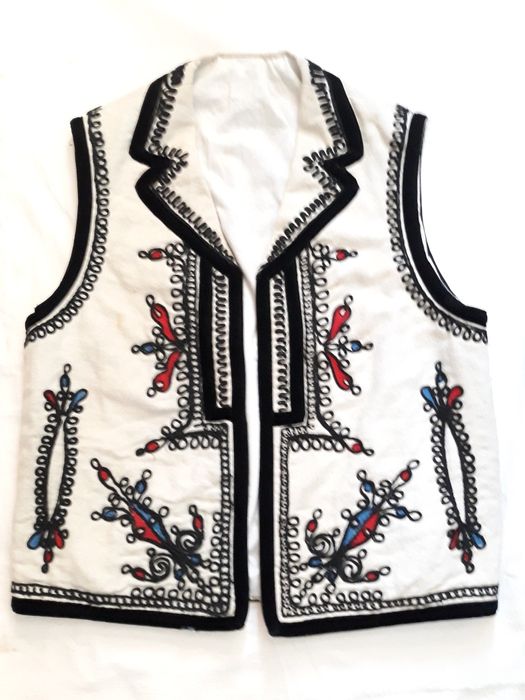 Ilic / pieptar / popular, vech, lucrat manual i Ramnicu Sarat • OLX.ro