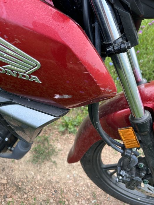 Honda CB 125 F usor avariat 2023 Acatari • OLX.ro