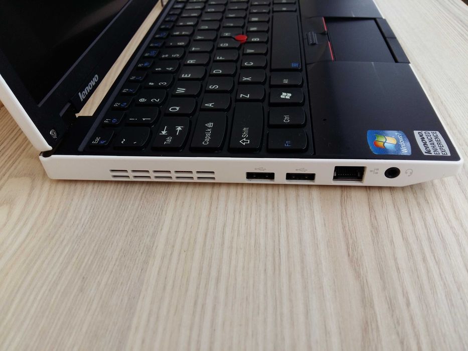 Laptop Lenovo ThinkPad X100e Bucuresti Sectorul 4 • OLX.ro