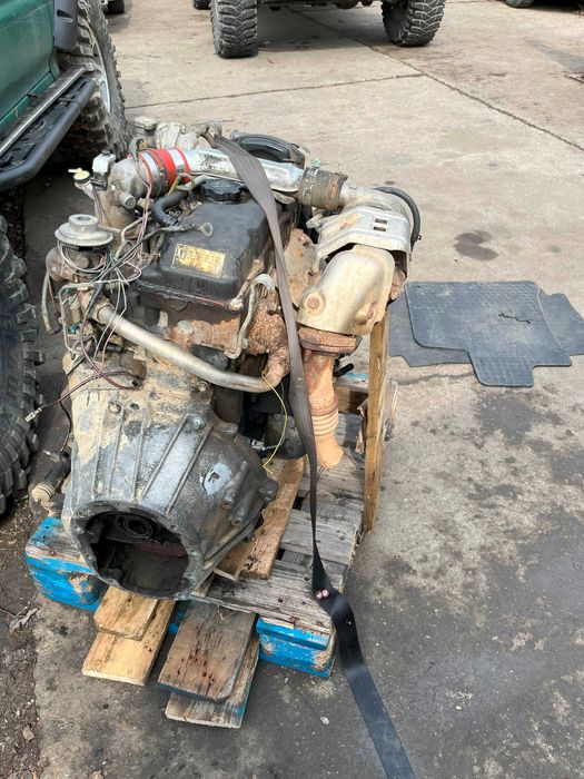 Motor 2L-T Toyota Land Cruiser J7 (1993) Iasi • OLX.ro