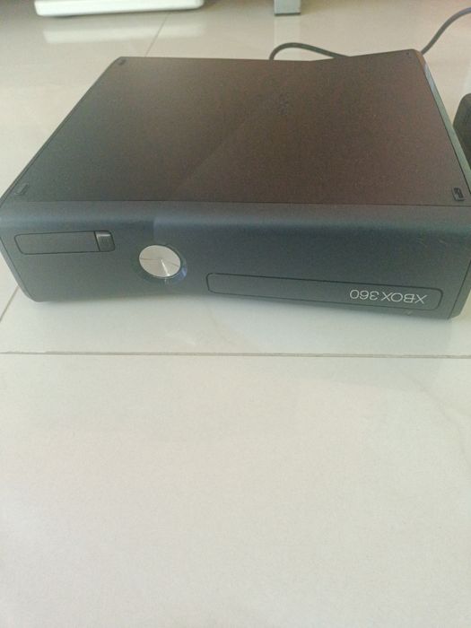 Xbox 360 Powerbrick гр. Карнобат • OLX.bg