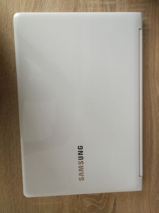 Laptop Samsung AMD Targu-Mures • OLX.ro