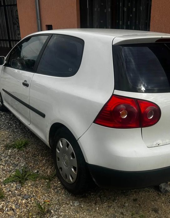 Golf 5 de vânzare Beius • OLX.ro