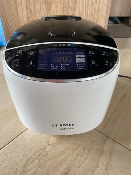 Мултикукър Bosch MUC11W12 900W, 4L гр. Карлово • OLX.bg