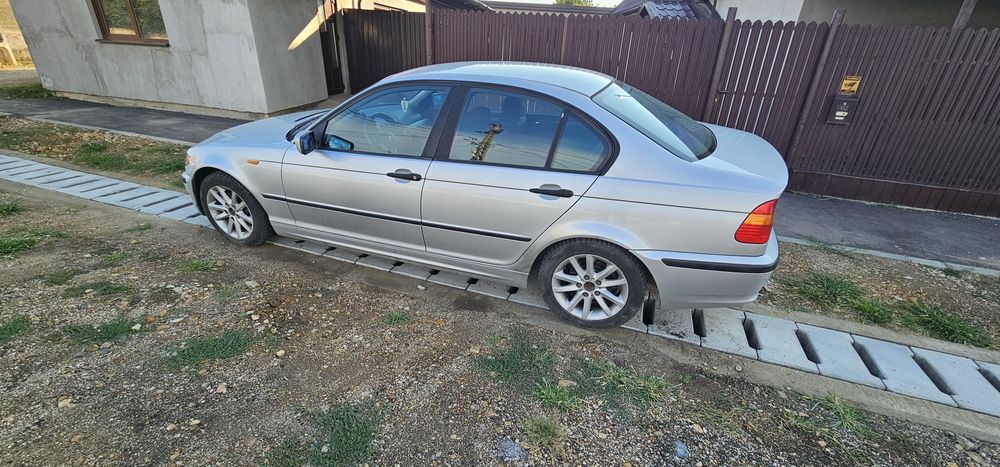 BMW 318i E46 ,143 cai ,2004 Gurbediu • OLX.ro