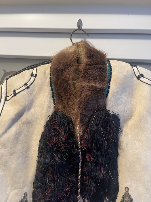 Cojoc traditional marginimea sibiului Poiana Sibiului • OLX.ro