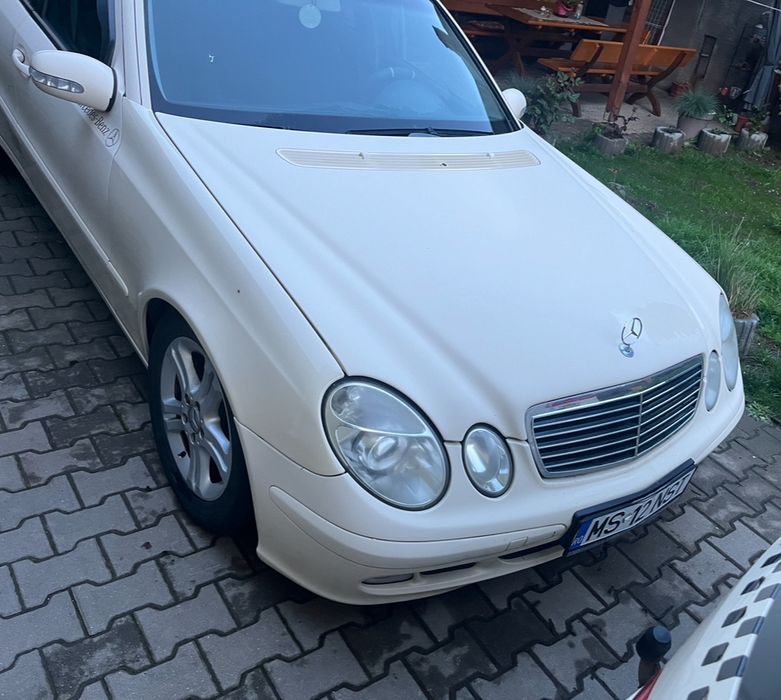 Mercedes e class w 211 Reghin • OLX.ro