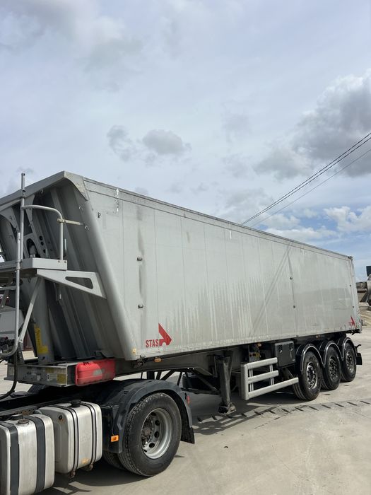 Semiremorca basculabila de cereale STAS Barlad • OLX.ro