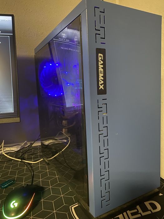 Vand pc gaming. Hitias • OLX.ro