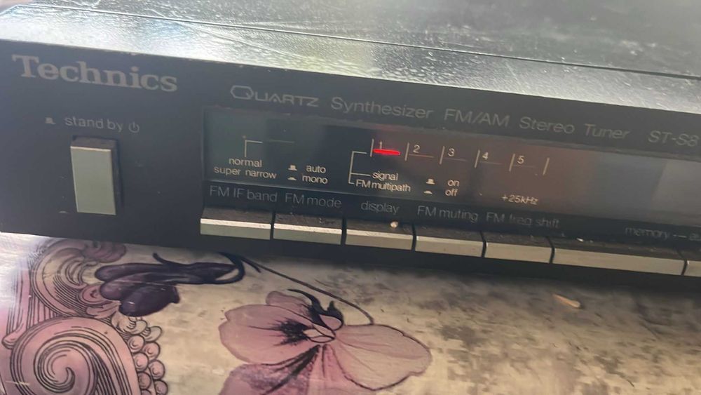 Technics ST-S8, Quartz Synthesizer, FM/AM Stereo Tuner Caineni • OLX.ro