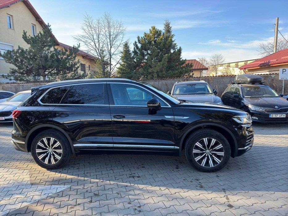 PREDARE / CEDARE LEASING Volkswagen Touareg 2020 Tva inclus deductibil ...