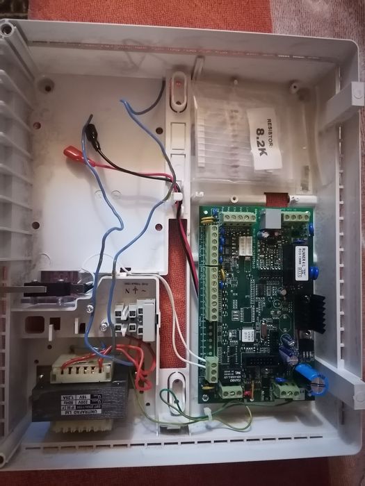 Алармена охранителна система СОТ Crow Runner 4 IL гр. Варна Електрон ...