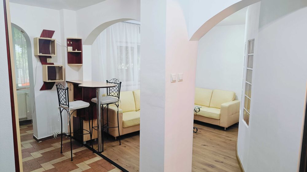 Proprietar, inchiriez ap. 1 dormitor+ living, Pod de Fier Iasi • OLX.ro