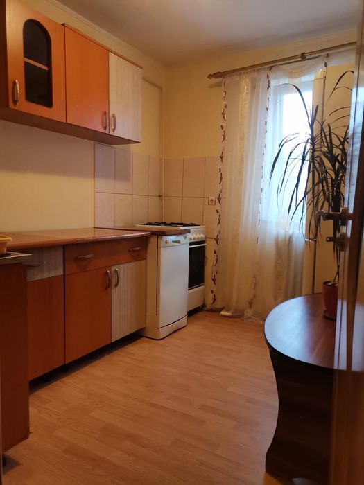 Inchiriez garsoniera Ramnicu Valcea • OLX.ro