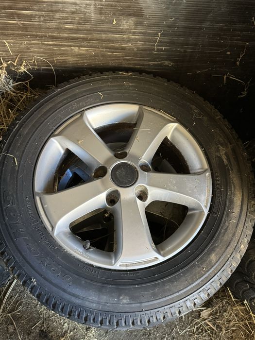 4 roti de iarna originale Vw T5 T6 Multivan cu cauciucuri 215/65/16 C Cluj-Napoca • OLX.ro