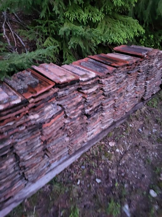 Țiglă ceramica veche Albac • OLX.ro