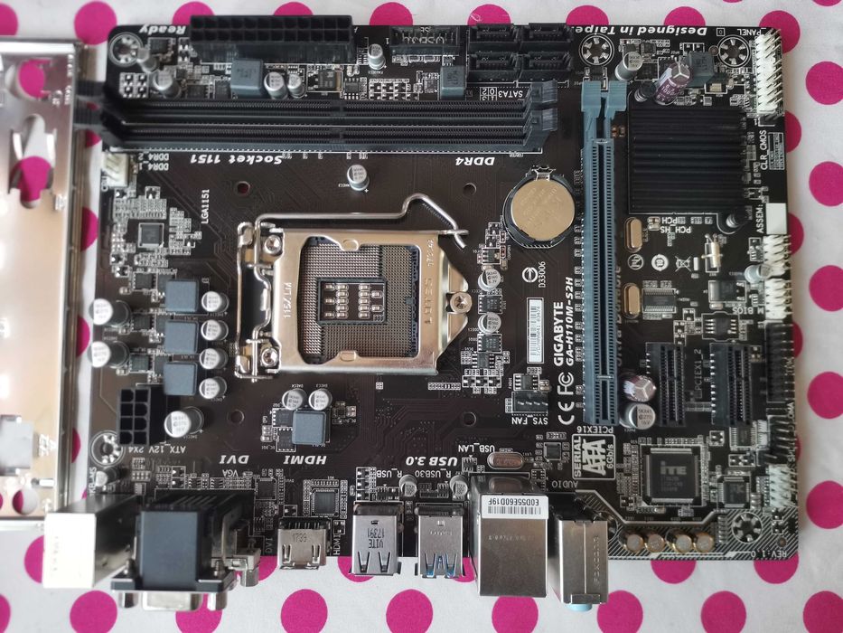 Placa de baza Gigabyte H110M-S2H DDR4 socket 1151. Bucuresti Sectorul 4 • OLX.ro