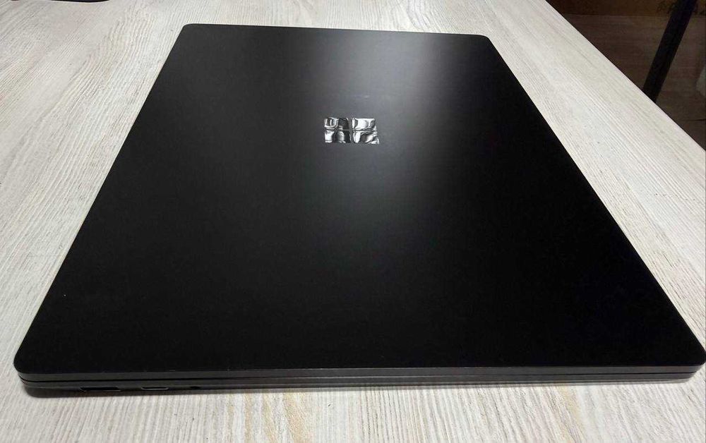 Microsoft Surface 4 BLACK 15.5 2K IPS Sensor i7 1065G7 16GB/256GB NVMe ...