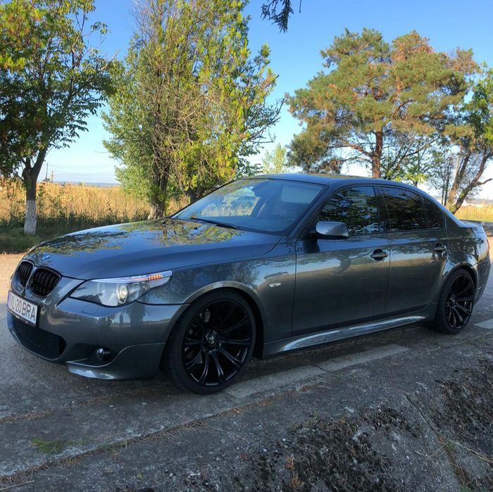 BMW seria 5 e60 530d M Pachet Dragasani • OLX.ro