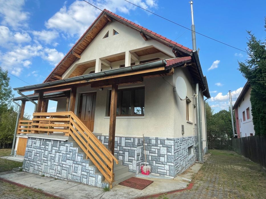 Casa de locuit - Predelut, Bran, aproape de castelul Bran Predelut • OLX.ro