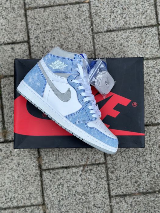 Air Jordan 1 Hyper Royal / premium / 43 / Jordan 1 Hyper Royale ...