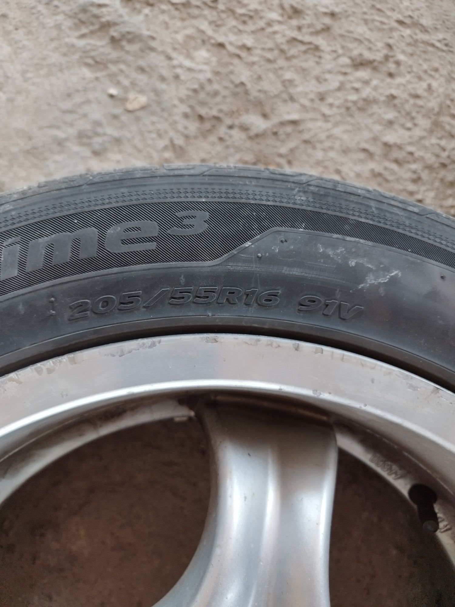 Промоция! Продавам ляти джанти 16 цола с гуми 205/55r16 за Нисан и Хон ...