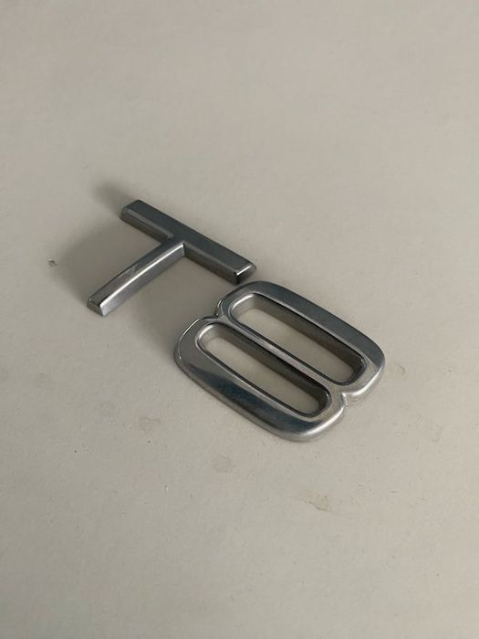 Emblema T8 emblema haion scris insigna VOLVO XC90 31333646 Baia • OLX.ro