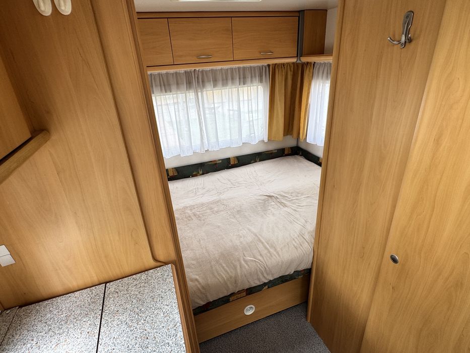 Rulota Dethleffs 2002••Wc Fix+Cadita Dus••4-5 locuri de dormit ...