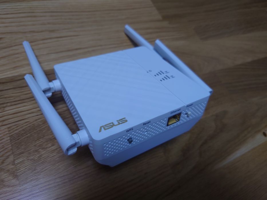 Vand Asus RP-AC87 router range extender wifi AC 2600MB Bucuresti ...