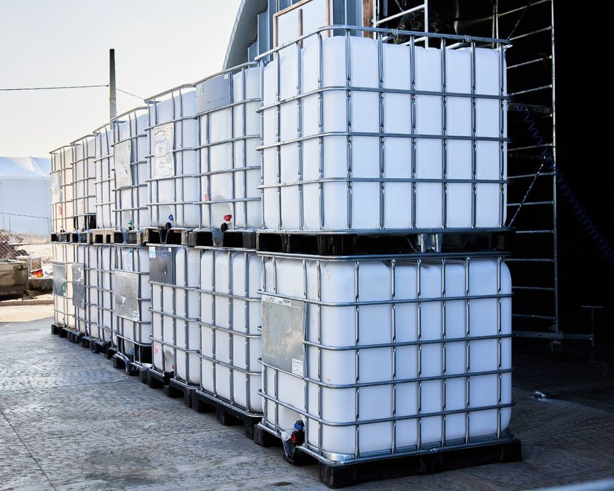 Bidoane 1000 L/ IBC / Factura /Recipiente/ Livrare/ Stoc 500 buc Ludus ...