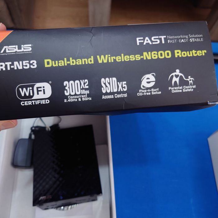 Router Asus N 600 Constanta • OLX.ro