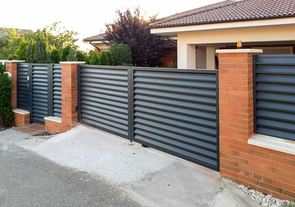 Garduri si porti stil jaluzea, sipca metalica, tabla cutata Buzau • OLX.ro