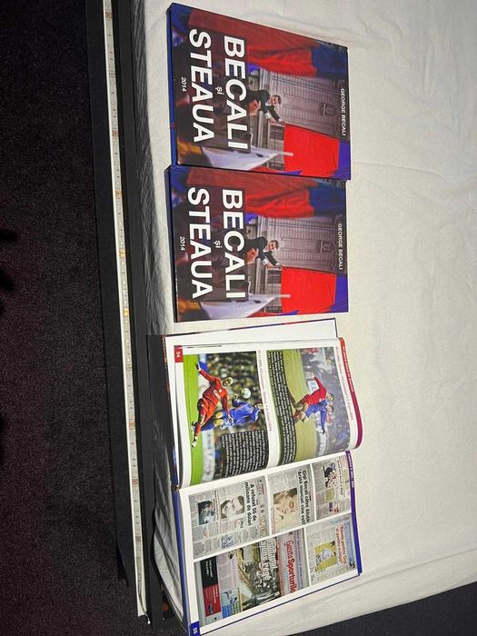 Carte Gigi Becali si Steaua. Voluntari • OLX.ro