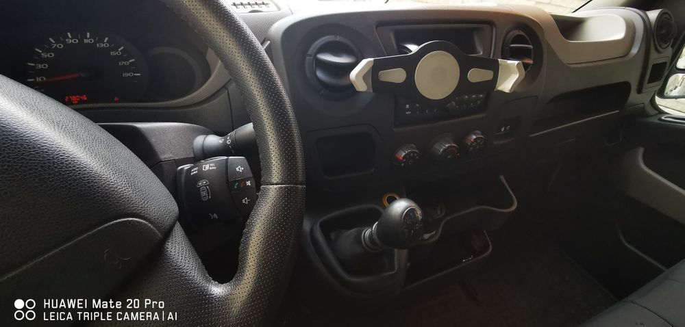 Vând auto utilitară Renault master 3 Bucuresti Sectorul 6 • OLX.ro