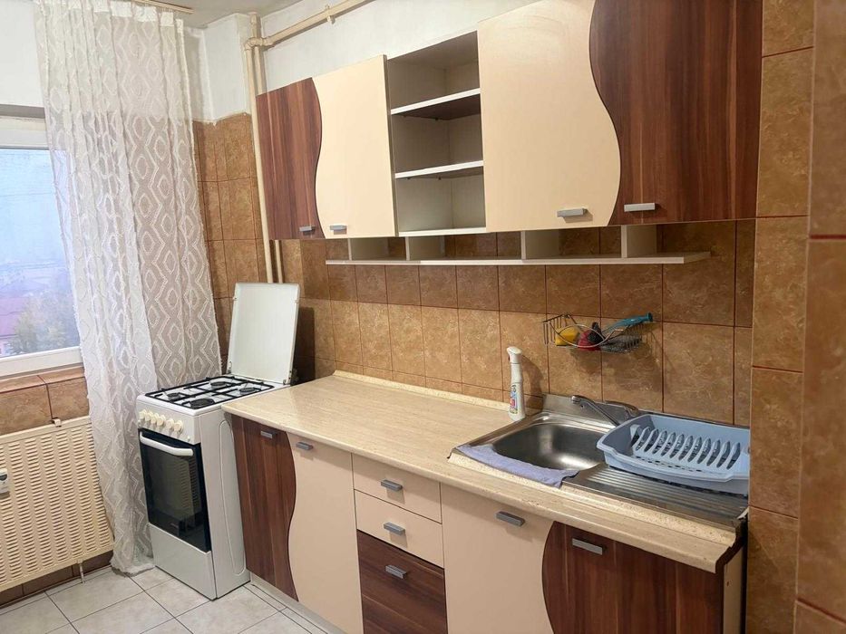 Proprietar,et8/10, Prosper,13 Septembrie, Marriott, Sebastian, Panduri ...