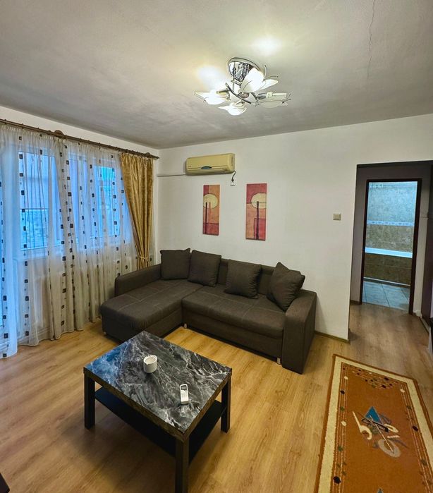 Persoană fizică, chirie apartament Podu Ros, Renovat, 7 min Palas, CT ...