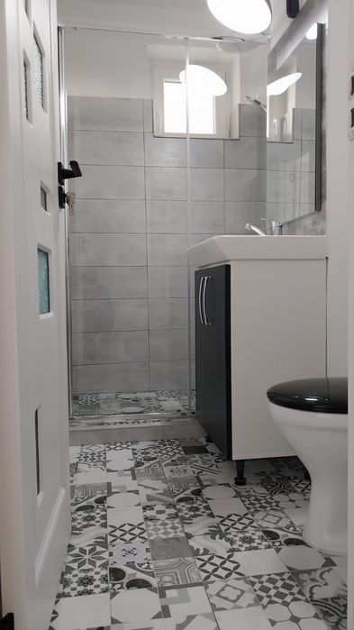 Particular, vand apartament 2 camere Brasov • OLX.ro