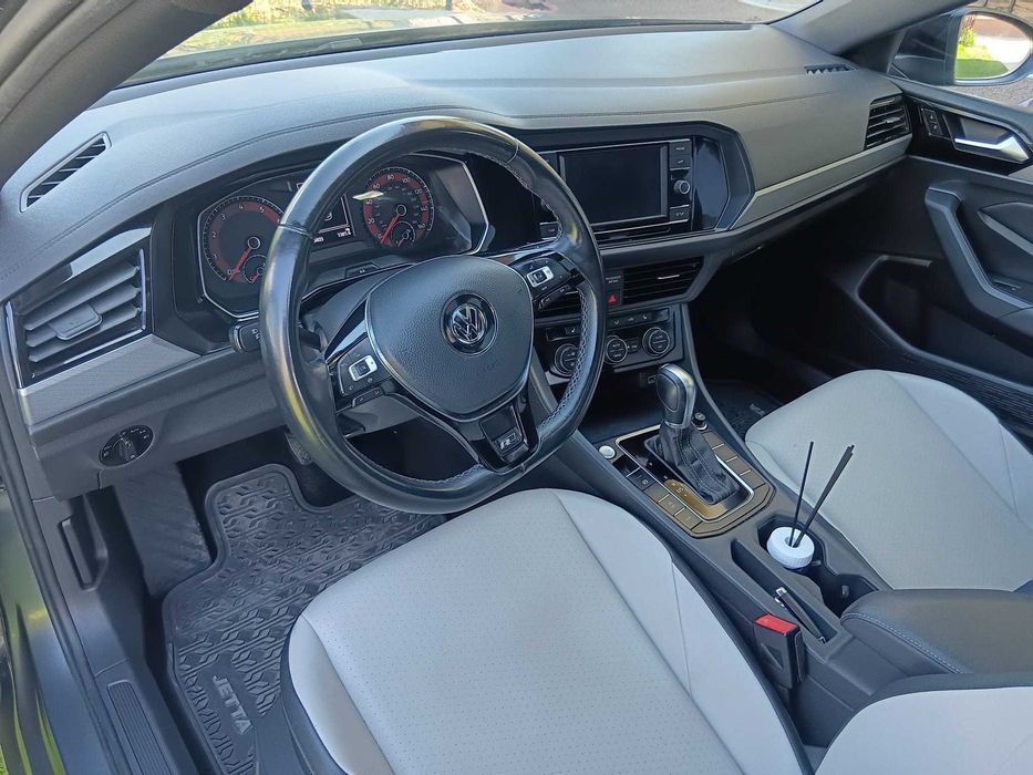 Volkswagen Jetta R-Line 1.4 TSI / 150 CP / Full Option / Automat 8+1 ...